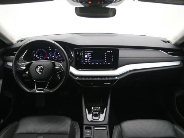 Skoda Octavia 2021 in Vilnius, with an engine capacity of 1.00 L and mileage of 173 thousand km for 14999 €, photo 2 on AUTOMOTO.COM.LV