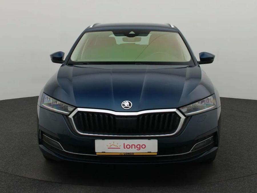 Skoda Octavia 2021 in Vilnius, with an engine capacity of 2.00 L and mileage of 149 thousand km for 16599 €, photo 4 on AUTOMOTO.COM.LV