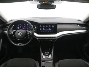 Skoda Octavia 2021 in Vilnius, with an engine capacity of 2.00 L and mileage of 206 thousand km for 16199 €, photo 3 on AUTOMOTO.COM.LV