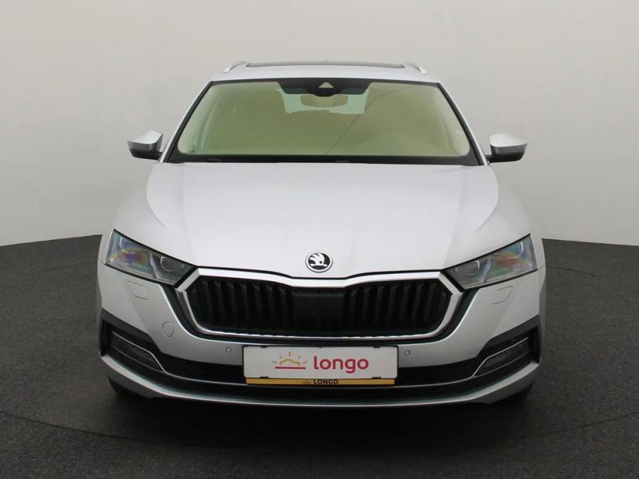 Skoda Octavia 2021 in Vilnius, with an engine capacity of 2.00 L and mileage of 206 thousand km for 16199 €, photo 4 on AUTOMOTO.COM.LV