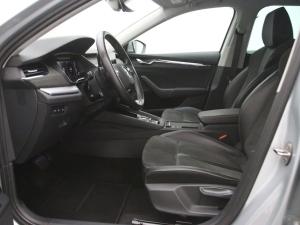 Skoda Octavia 2021 in Vilnius, with an engine capacity of 2.00 L and mileage of 206 thousand km for 16199 €, photo 5 on AUTOMOTO.COM.LV