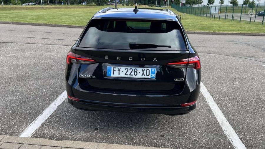 Skoda Octavia 2021 Viļņa, ar dzinēja tilpumu 1.50 L un nobraukumu 154 tūkst. km par 18200 €, foto 9 vietnē AUTOMOTO.COM.LV