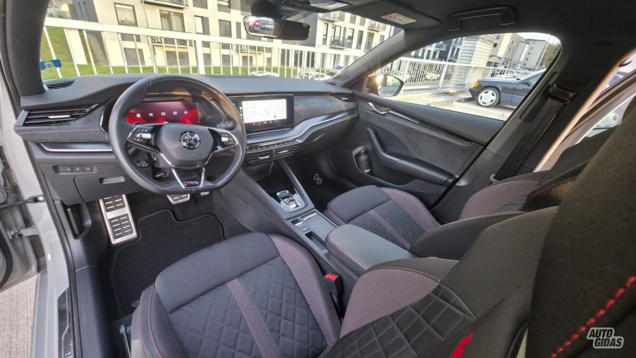 Skoda Octavia 2021 Viļņa, ar dzinēja tilpumu 2.00 L un nobraukumu 315 tūkst. km par 17999 €, foto 12 vietnē AUTOMOTO.COM.LV