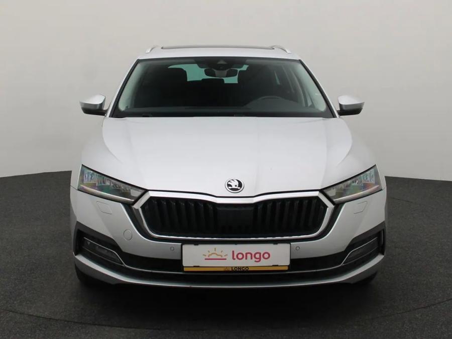 Skoda Octavia 2022 in Vilnius, with an engine capacity of 2.00 L and mileage of 170 thousand km for 17199 €, photo 4 on AUTOMOTO.COM.LV