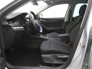 Skoda Octavia 2022 in Vilnius, with an engine capacity of 2.00 L and mileage of 170 thousand km for 17199 €, photo 5 on AUTOMOTO.COM.LV