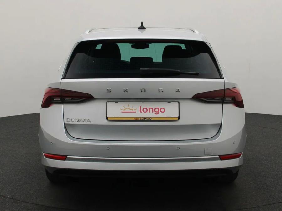 Skoda Octavia 2022 in Vilnius, with an engine capacity of 2.00 L and mileage of 170 thousand km for 17199 €, photo 6 on AUTOMOTO.COM.LV