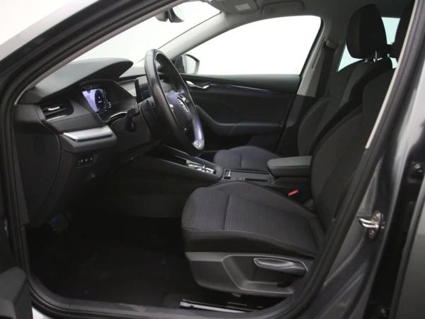 Skoda Octavia 2022 in Vilnius, with an engine capacity of 2.00 L and mileage of 178 thousand km for 17399 €, photo 4 on AUTOMOTO.COM.LV