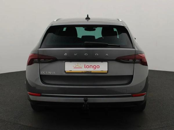 Skoda Octavia 2022 in Vilnius, with an engine capacity of 2.00 L and mileage of 178 thousand km for 17399 €, photo 5 on AUTOMOTO.COM.LV