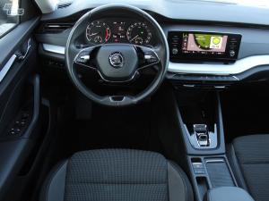 Skoda Octavia 2023 in Vilnius, with an engine capacity of 1.50 L and mileage of 57 thousand km for 21650 €, photo 7 on AUTOMOTO.COM.LV