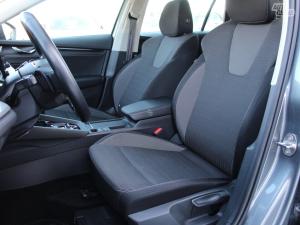 Skoda Octavia 2023 in Vilnius, with an engine capacity of 1.50 L and mileage of 57 thousand km for 21650 €, photo 15 on AUTOMOTO.COM.LV