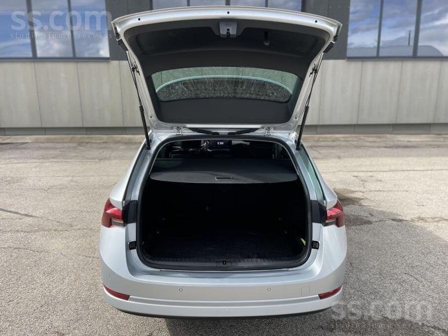 Skoda Octavia 2023 in Riga, with an engine capacity of 2.00 L and mileage of 199 thousand km for 12990 €, photo 16 on AUTOMOTO.COM.LV