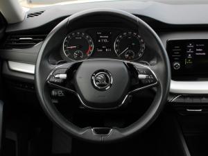 Skoda Octavia 2023 in Vilnius, with an engine capacity of 2.00 L and mileage of 126 thousand km for 16950 €, photo 6 on AUTOMOTO.COM.LV