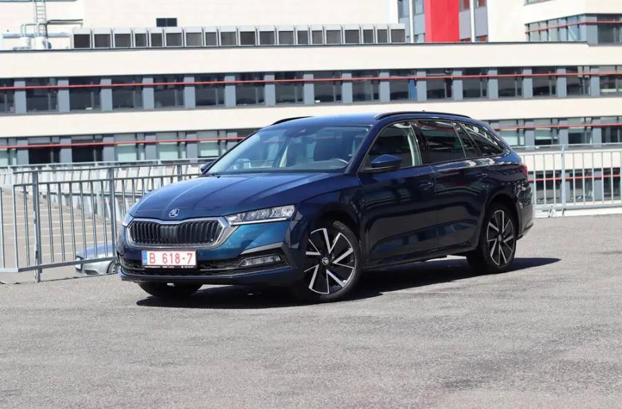 Skoda Octavia 2023 Rīga, ar dzinēja tilpumu 1.40 L un nobraukumu 35 tūkst. km par 24980 €, foto 4 vietnē AUTOMOTO.COM.LV