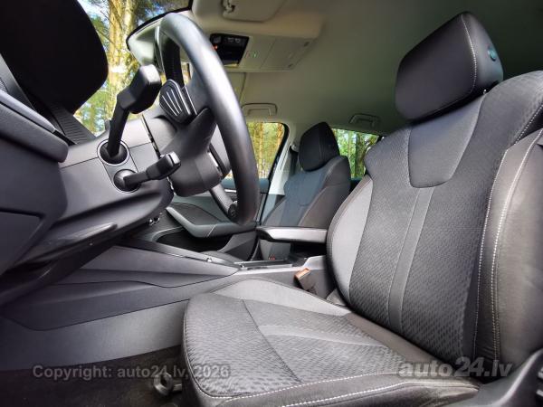 Skoda Octavia 2023 in Tallinn, with an engine capacity of 1.50 L and mileage of 64 thousand km for 23990 €, photo 5 on AUTOMOTO.COM.LV