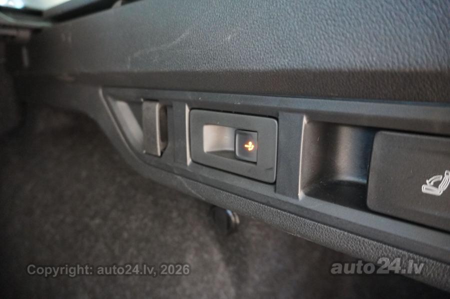 Skoda Octavia 2024 Tallina, ar dzinēja tilpumu 1.50 L un nobraukumu 64 tūkst. km par 23500 €, foto 10 vietnē AUTOMOTO.COM.LV