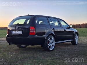 Violets Skoda Octavia 2003 Valmiera, ar dzinēja tilpumu 1.80 L un nobraukumu 348 tūkst. km par 3400 €, foto 5 vietnē AUTOMOTO.COM.LV