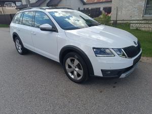 White Skoda Octavia 2020 in Kaunas, with an engine capacity of 2.00 L and mileage of 294 thousand km for 11300 €, photo 4 on AUTOMOTO.COM.LV