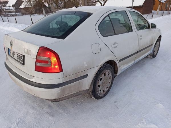 Balts Skoda Octavia 2005 Viļņa, ar dzinēja tilpumu 1.90 L un nobraukumu 321 tūkst. km par 600 €, foto 6 vietnē AUTOMOTO.COM.LV