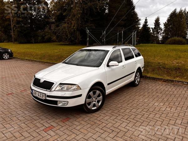 White Skoda Octavia 2007 in Cesis, with an engine capacity of 1.90 L and mileage of 329 thousand km for 2000 €, photo 1 on AUTOMOTO.COM.LV