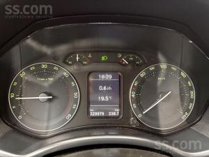 Белый Шкода Октавия 2007 в Цесис, объемом двигателя 1.90 л и пробегом 329 тыс. км за 2000 €, фото 6 на AUTOMOTO.COM.LV
