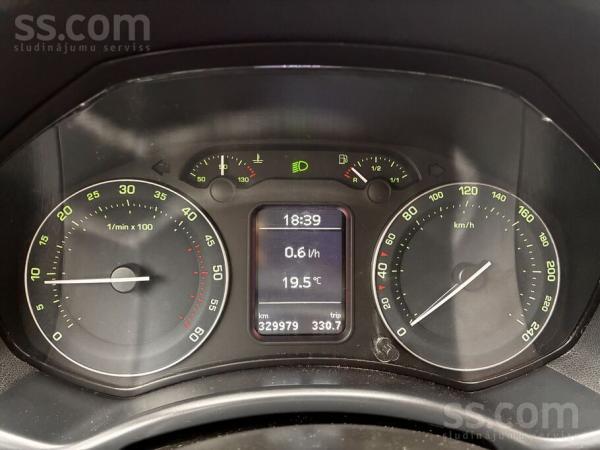 Balts Skoda Octavia 2007 Cēsis, ar dzinēja tilpumu 1.90 L un nobraukumu 329 tūkst. km par 2000 €, foto 6 vietnē AUTOMOTO.COM.LV