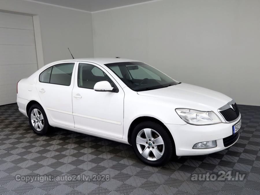 Balts Skoda Octavia 2009 Tallina, ar dzinēja tilpumu 1.90 L un nobraukumu 310 tūkst. km par 2199 €, foto 1 vietnē AUTOMOTO.COM.LV