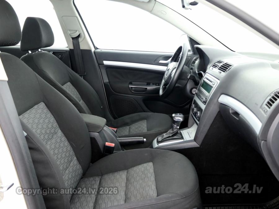 Balts Skoda Octavia 2009 Tallina, ar dzinēja tilpumu 1.90 L un nobraukumu 310 tūkst. km par 2199 €, foto 7 vietnē AUTOMOTO.COM.LV