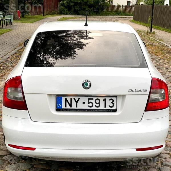 Balts Skoda Octavia 2012 Jelgava, ar dzinēja tilpumu 1.20 L un nobraukumu 197 tūkst. km par 3850 €, foto 4 vietnē AUTOMOTO.COM.LV