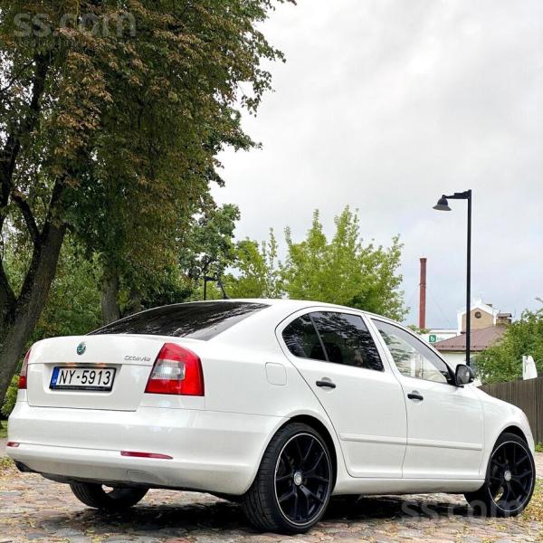 Balts Skoda Octavia 2012 Jelgava, ar dzinēja tilpumu 1.20 L un nobraukumu 197 tūkst. km par 3850 €, foto 5 vietnē AUTOMOTO.COM.LV