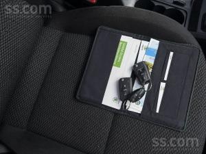 White Skoda Octavia 2013 in Riga, with an engine capacity of 1.80 L and mileage of 217 thousand km for 7950 €, photo 14 on AUTOMOTO.COM.LV