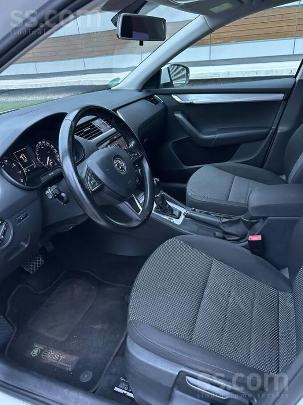 Balts Skoda Octavia 2013 Rīga, ar dzinēja tilpumu 1.80 L un nobraukumu 218 tūkst. km par 7950 €, foto 9 vietnē AUTOMOTO.COM.LV