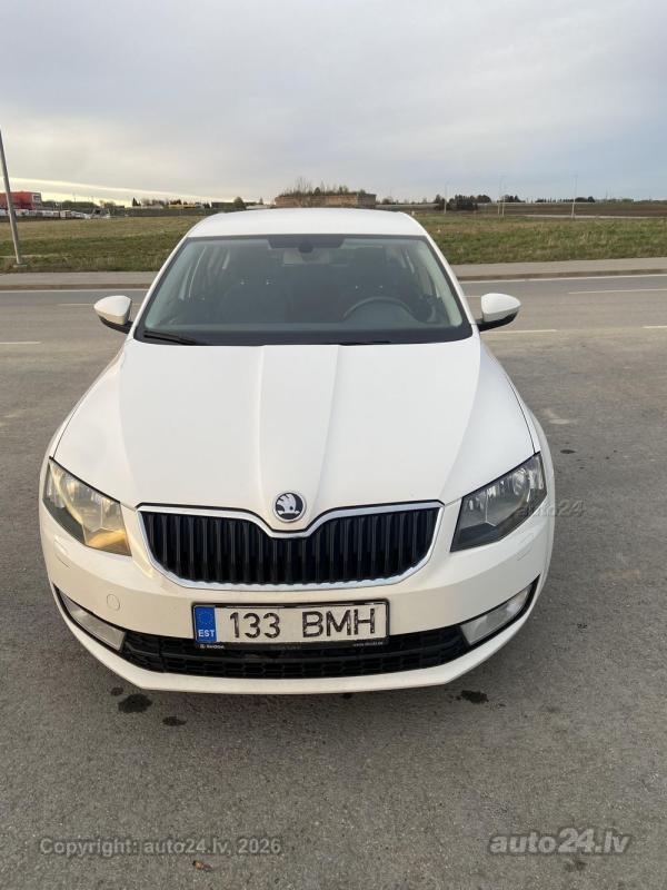 White Skoda Octavia 2014 in Tallinn, with an engine capacity of 1.20 L and mileage of 259 thousand km for 5400 €, photo 3 on AUTOMOTO.COM.LV