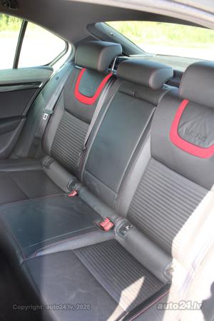 Balts Skoda Octavia 2014 Tallina, ar dzinēja tilpumu 2.00 L un nobraukumu 215 tūkst. km par 7990 €, foto 7 vietnē AUTOMOTO.COM.LV