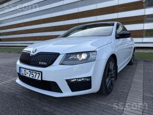 White Skoda Octavia 2014 in Riga, with an engine capacity of 2.00 L and mileage of 195 thousand km for 8900 €, photo 19 on AUTOMOTO.COM.LV