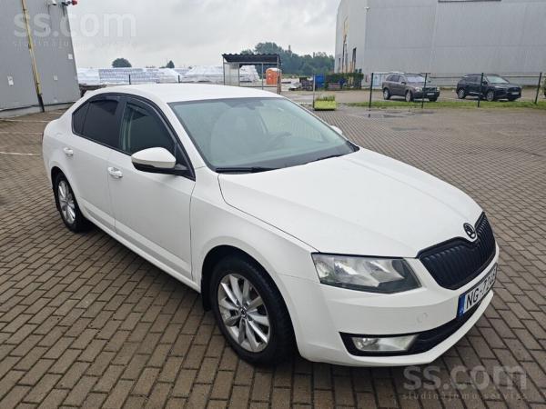 Balts Skoda Octavia 2015 Rīga, ar dzinēja tilpumu 1.60 L un nobraukumu 220 tūkst. km par 4650 €, foto 2 vietnē AUTOMOTO.COM.LV