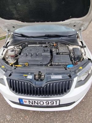 White Skoda Octavia 2015 in Kaunas, with an engine capacity of 1.60 L and mileage of 211 thousand km for 7700 €, photo 6 on AUTOMOTO.COM.LV
