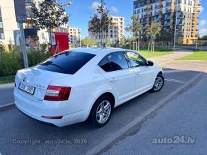 White Skoda Octavia 2016 in Tallinn, with an engine capacity of 1.40 L and mileage of 330 thousand km for 7999 €, photo 2 on AUTOMOTO.COM.LV