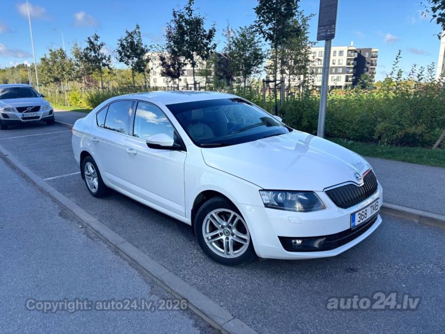 White Skoda Octavia 2016 in Tallinn, with an engine capacity of 1.40 L and mileage of 330 thousand km for 7999 €, photo 4 on AUTOMOTO.COM.LV