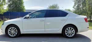 White Skoda Octavia 2016 in Riga, with an engine capacity of 1.60 L and mileage of 350 thousand km for 6300 €, photo 5 on AUTOMOTO.COM.LV