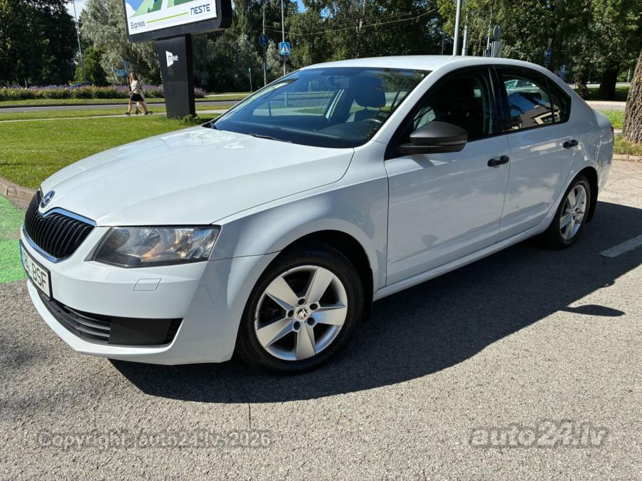 White Skoda Octavia 2016 in Tallinn, with an engine capacity of 1.20 L and mileage of 0 thousand km for 4490 €, photo 2 on AUTOMOTO.COM.LV