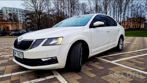 White Skoda Octavia 2017 in Riga, with an engine capacity of 1.60 L and mileage of 215 thousand km for 7950 €, photo 3 on AUTOMOTO.COM.LV