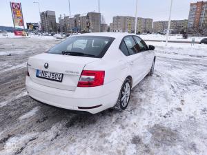 Balts Skoda Octavia 2017 Šauļi, ar dzinēja tilpumu 1.60 L un nobraukumu 330 tūkst. km par 5900 €, foto 6 vietnē AUTOMOTO.COM.LV