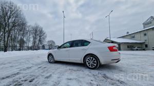 Balts Skoda Octavia 2017 Rīga, ar dzinēja tilpumu 1.50 L un nobraukumu 215 tūkst. km par 7300 €, foto 3 vietnē AUTOMOTO.COM.LV
