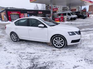 White Skoda Octavia 2017 in Siauliai, with an engine capacity of 1.60 L and mileage of 330 thousand km for 6000 €, photo 4 on AUTOMOTO.COM.LV