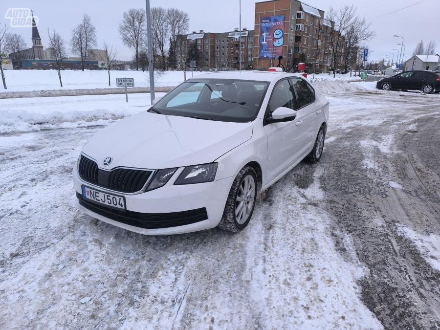 White Skoda Octavia 2017 in Siauliai, with an engine capacity of 1.60 L and mileage of 3 thousand km for 6000 €, photo 1 on AUTOMOTO.COM.LV