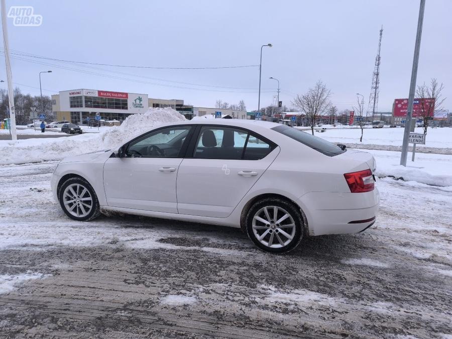 White Skoda Octavia 2017 in Siauliai, with an engine capacity of 1.60 L and mileage of 3 thousand km for 6000 €, photo 6 on AUTOMOTO.COM.LV
