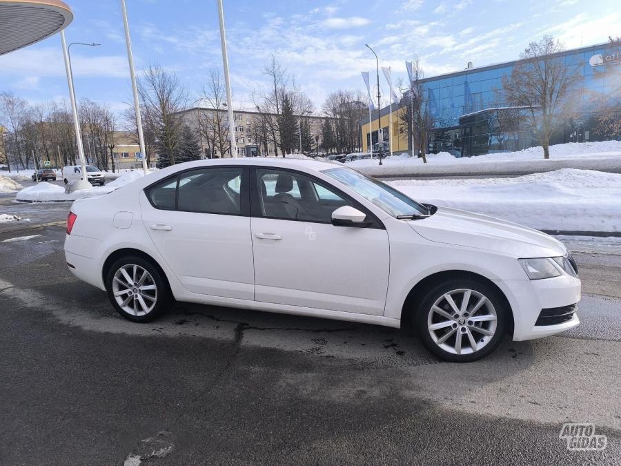 Balts Skoda Octavia 2017 Šauļi, ar dzinēja tilpumu 1.60 L un nobraukumu 3 tūkst. km par 6200 €, foto 2 vietnē AUTOMOTO.COM.LV