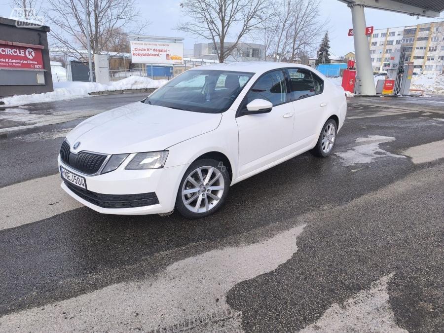 Balts Skoda Octavia 2017 Šauļi, ar dzinēja tilpumu 1.60 L un nobraukumu 3 tūkst. km par 6200 €, foto 4 vietnē AUTOMOTO.COM.LV