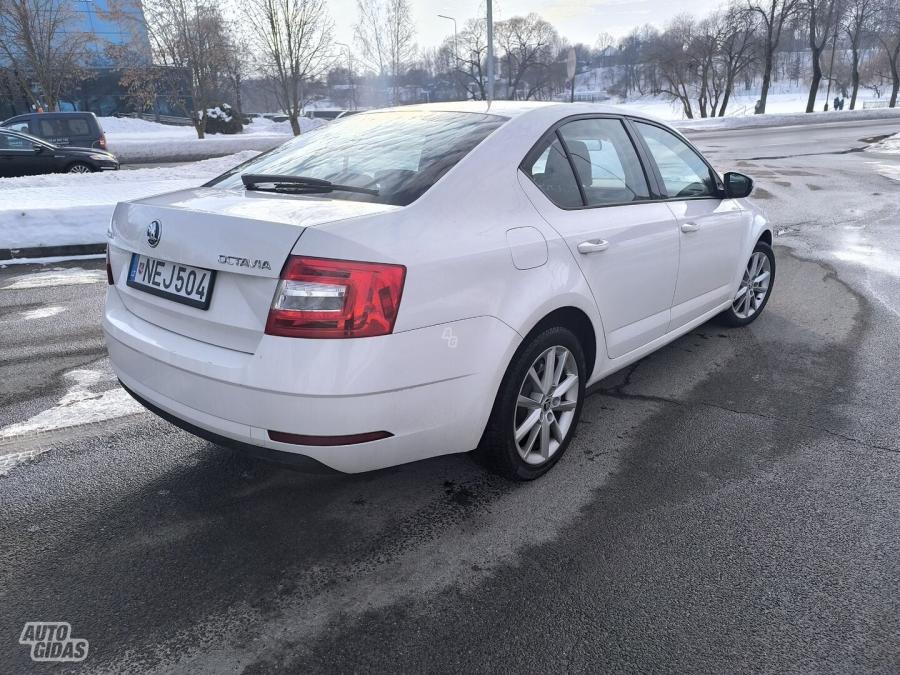Balts Skoda Octavia 2017 Šauļi, ar dzinēja tilpumu 1.60 L un nobraukumu 3 tūkst. km par 6200 €, foto 8 vietnē AUTOMOTO.COM.LV