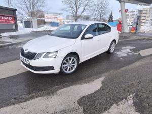 White Skoda Octavia 2017 in Siauliai, with an engine capacity of 1.60 L and mileage of 3 thousand km for 6100 €, photo 3 on AUTOMOTO.COM.LV